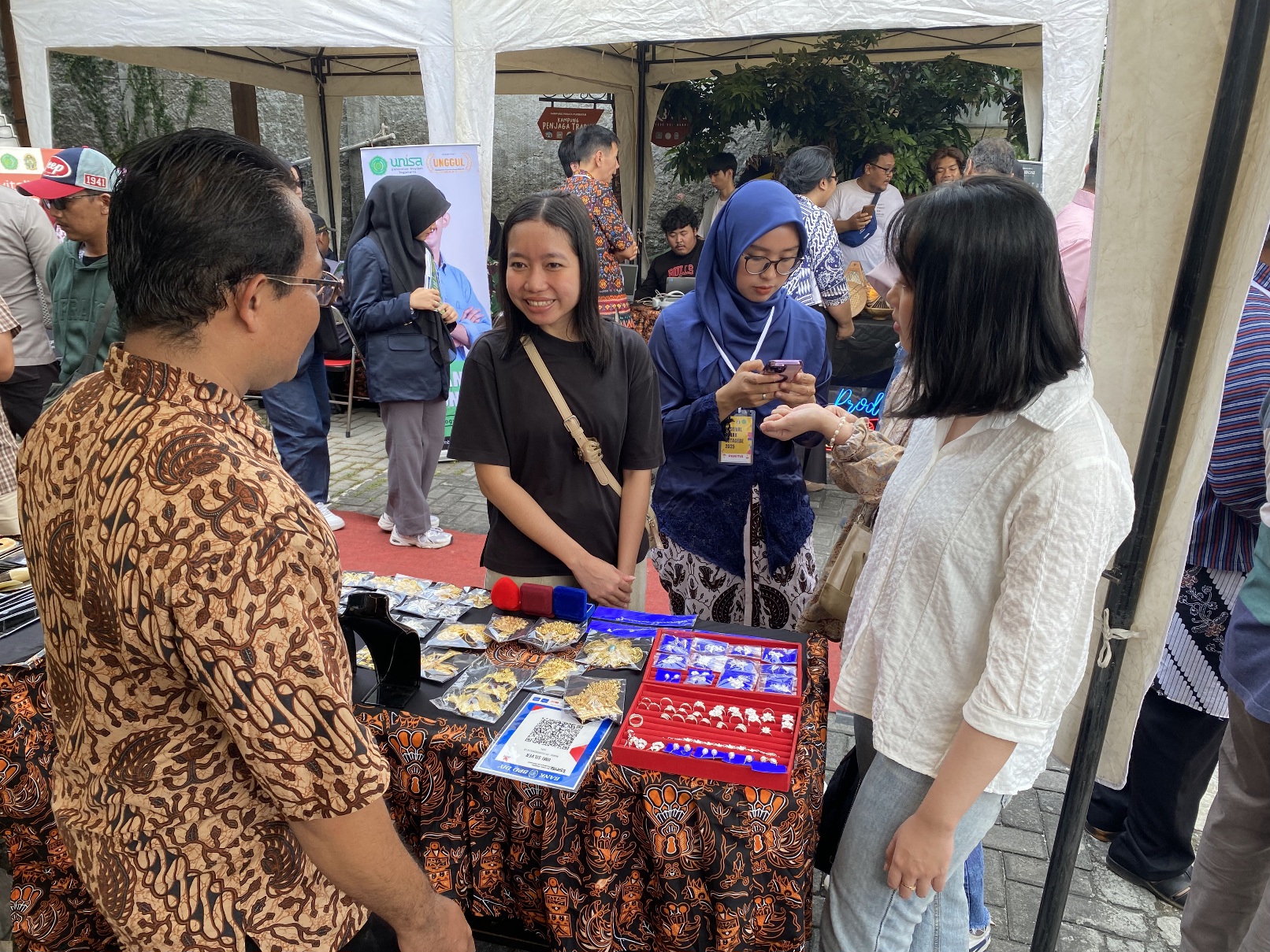 Festival Perak 2025 Hidupkan Kembali Kotagede sebagai Sentra Perak dan ...