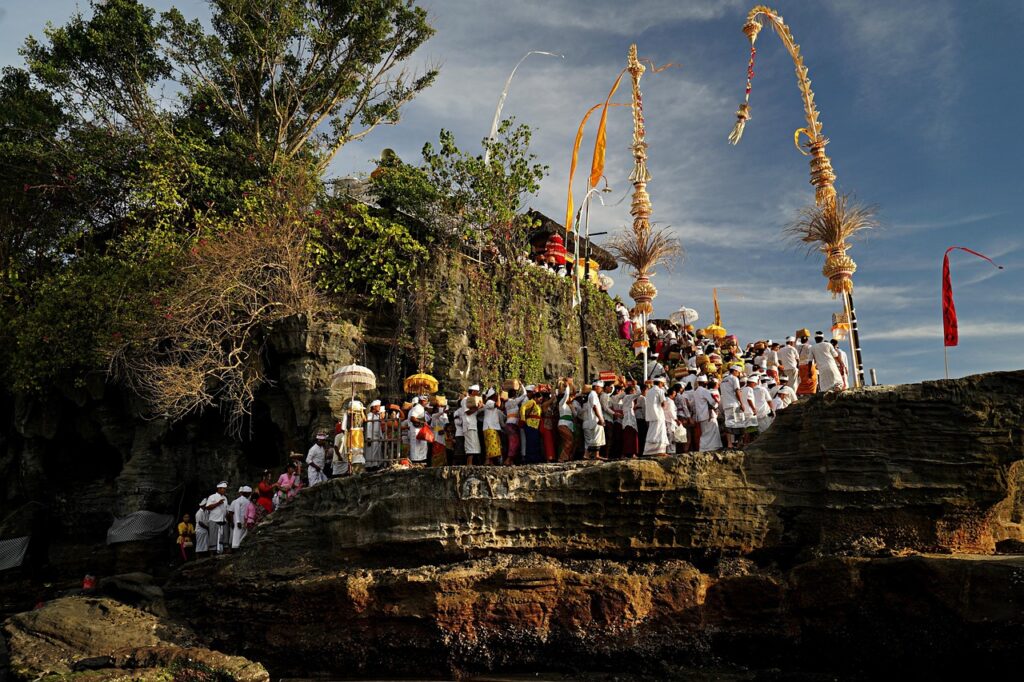 Kapan Galungan dan Kuningan 2025? Ini Kalender Bali November Lengkap ...