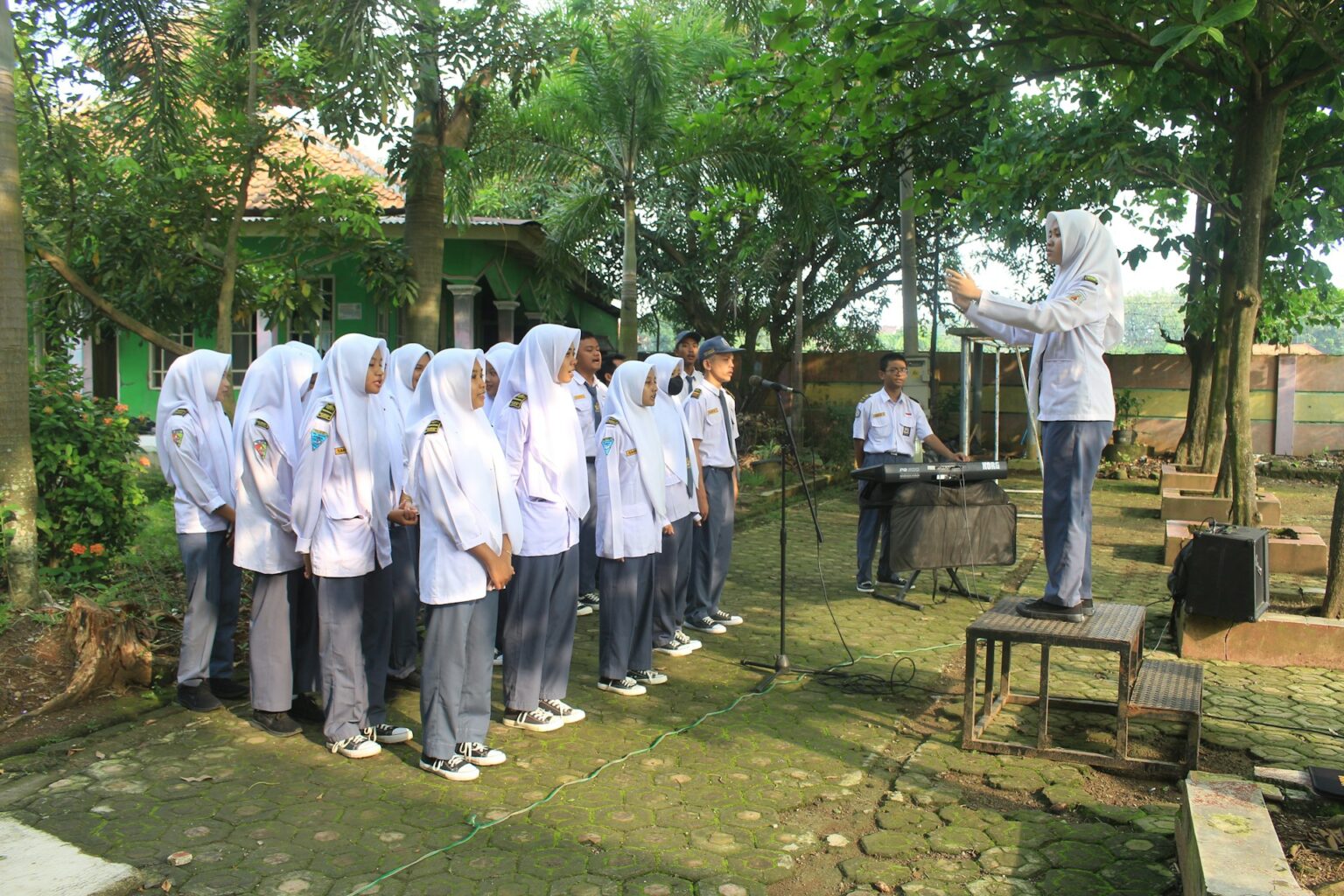 Aturan Baru Upacara Bendera 2026 Resmi Berlaku, Ini Isi SE Mendikdasmen ...